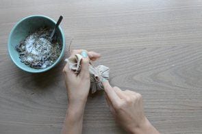 Homemade Relaxing Bath Soak That Soothes Sore Muscles & Relieves Anxiety