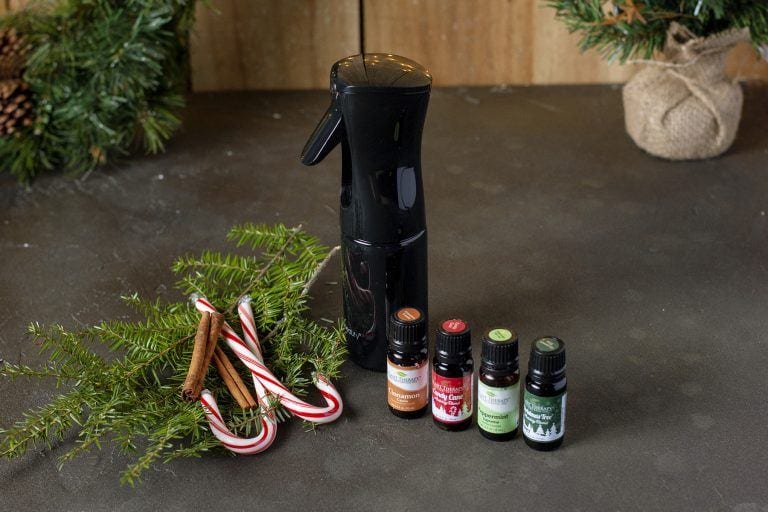 3 Christmas Scented Room Spray Recipes