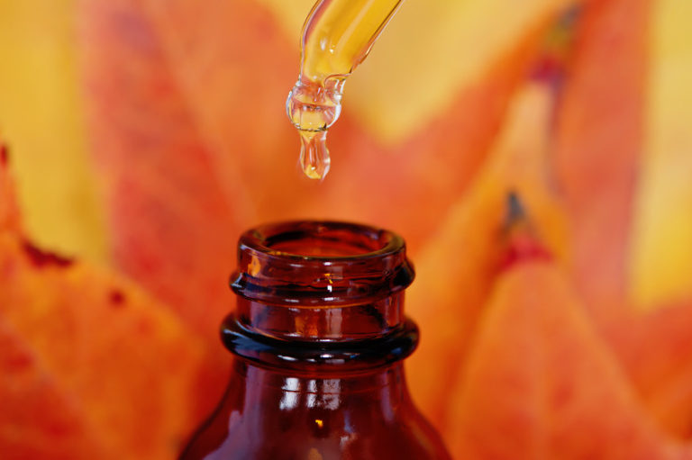 14 Home Remedies To Remove Age Spots That Really Work