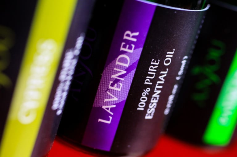8 Unmistakable Signs Your Essential Oils Are FAKE