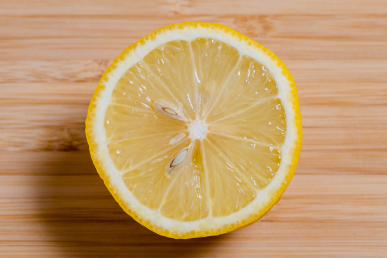 12 Best Ways To Get Rid Of Stink Bugs From Your Home & Garden
